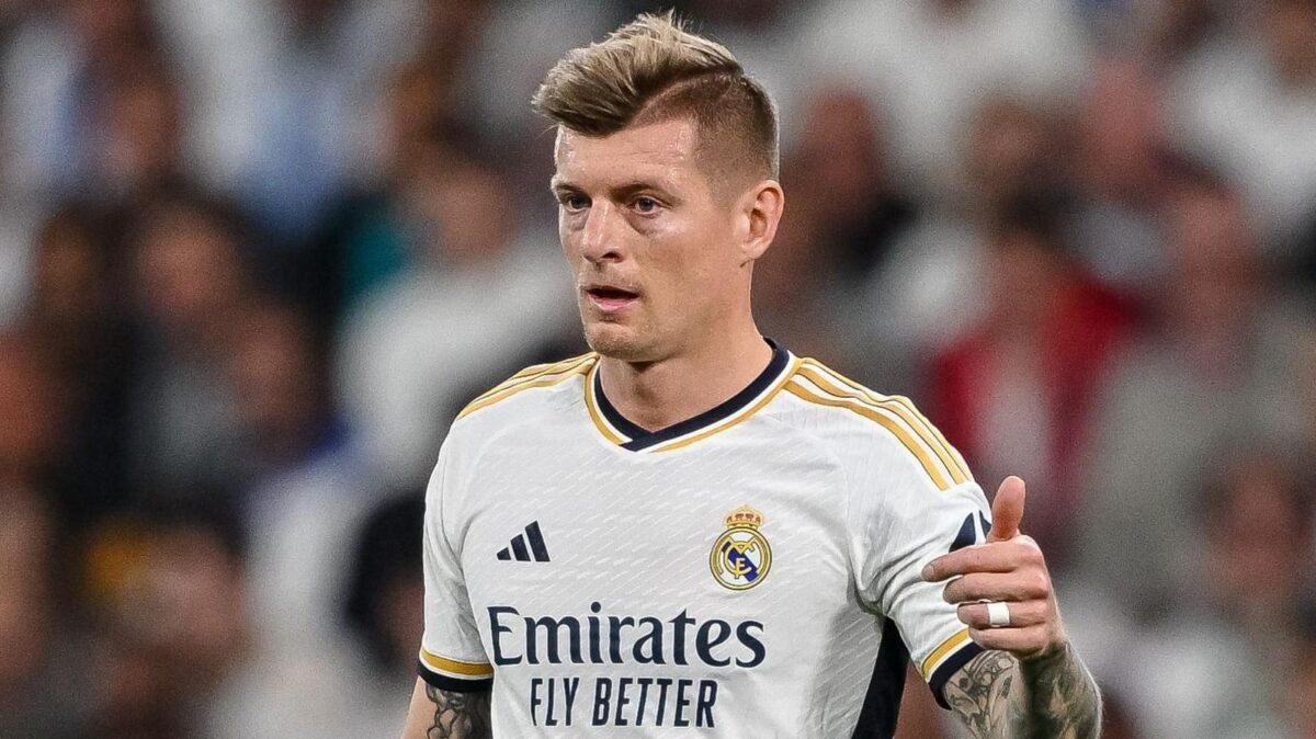 TONNEN SIE AUF Real Madrid-Ikone Toni Kroos beendet seine Karriere im ...